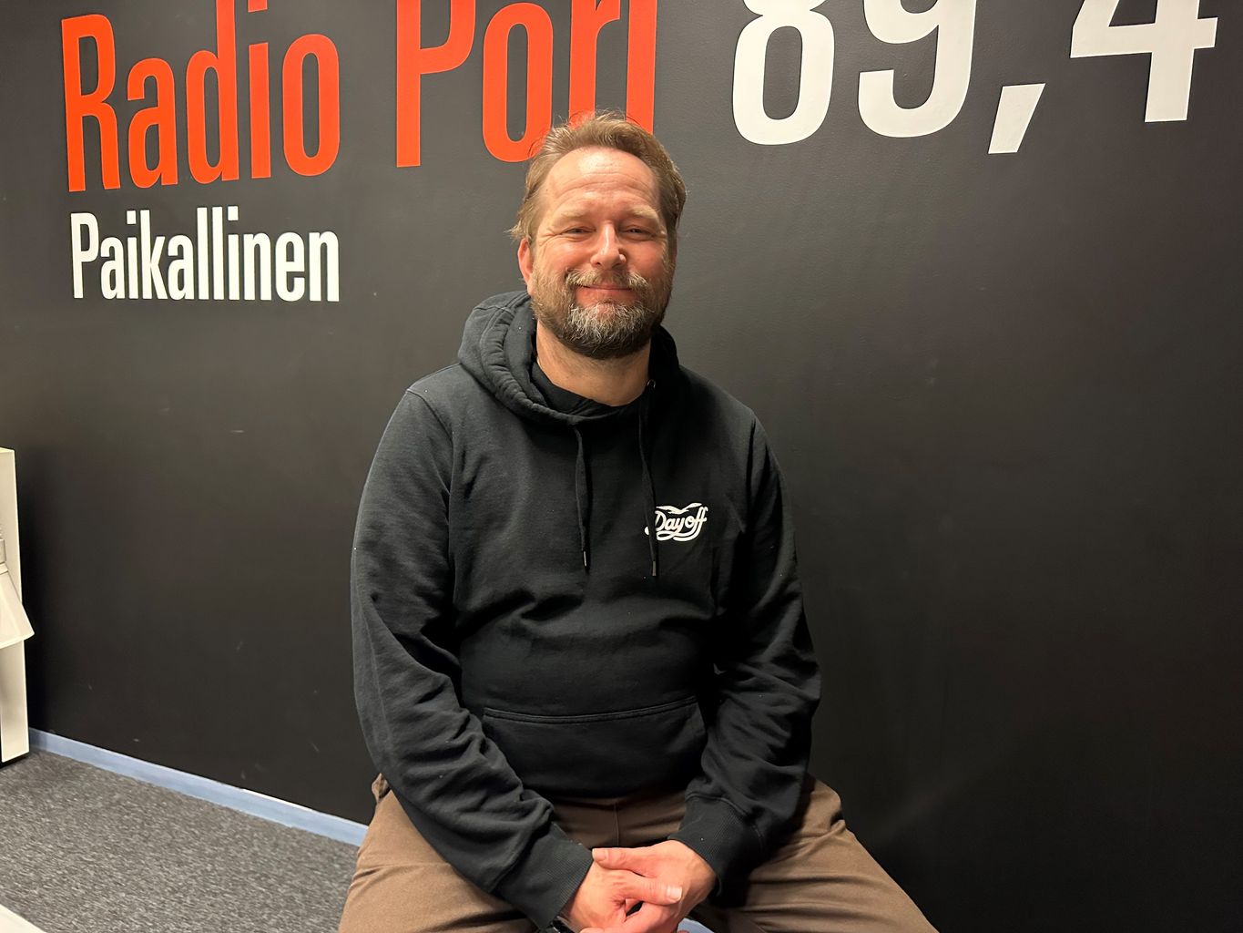 Mika Eirtovaaran neitsytmatka Porin Teatteriin - "Rytmi on tärkein" - Radio Pori